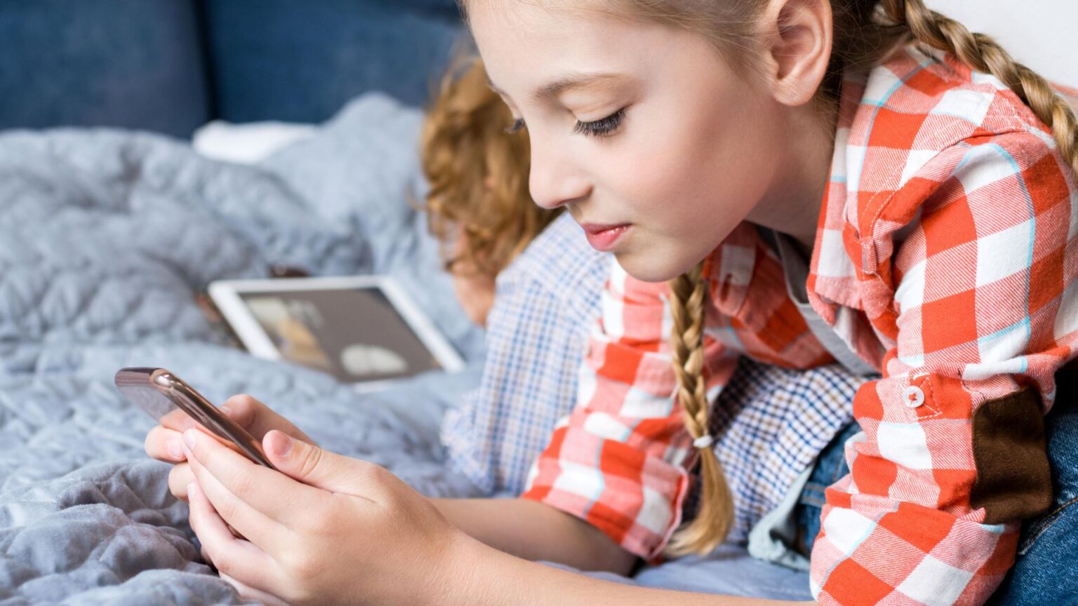 Online Scams and Young People: What Parents Need to Know